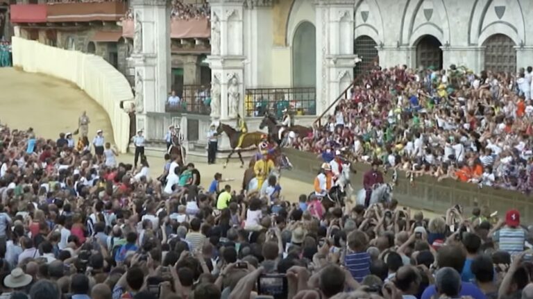 Palio di Siena, Everything You Need to Know About One of Tuscany's Most ...